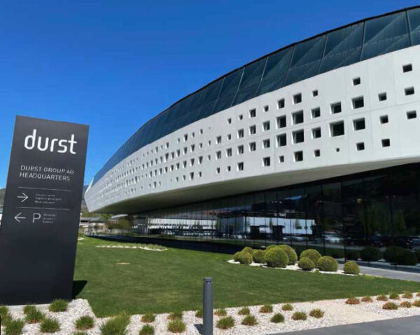 DURST’UN 510 MM İNKJET BASKI MAKİNESİ FLEKSOYA MEYDAN OKUYOR - Linosistem